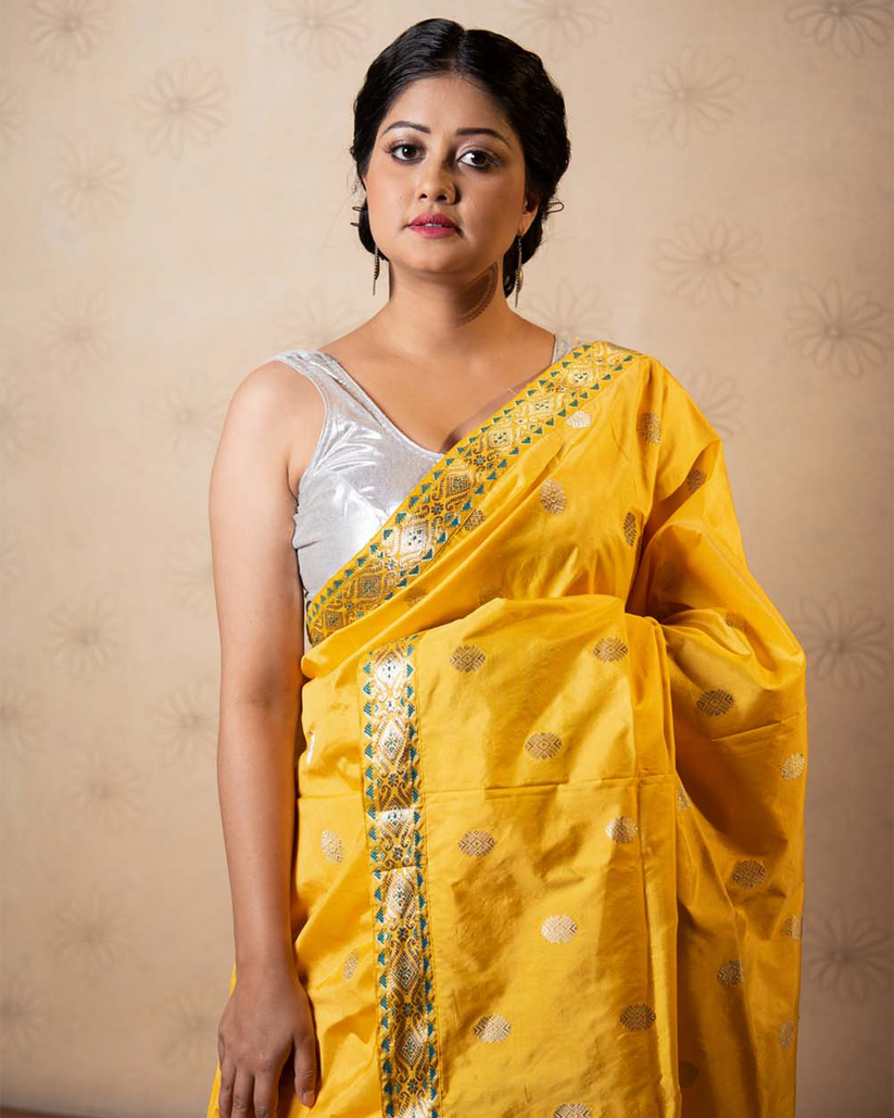 Palash Yellow Paat Silk Mekhela Sador – Sereki.in